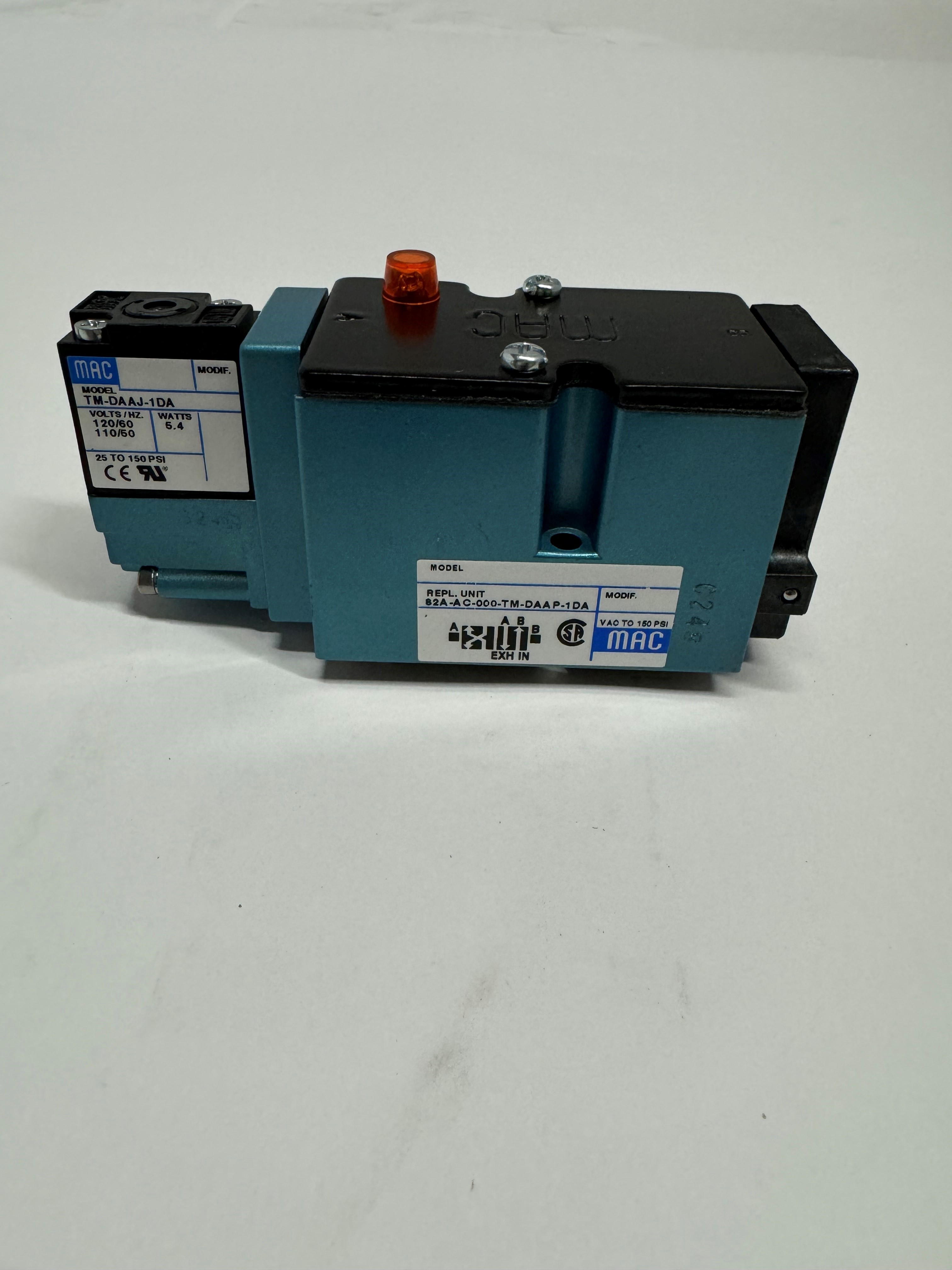 Pallet Machinery Group | MAC AIR VALVE VALVE ONLY, 4 WAY, PLUG IN